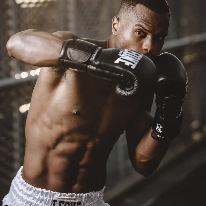 THE GREATEST BOXING GLOVES – Leone 1947